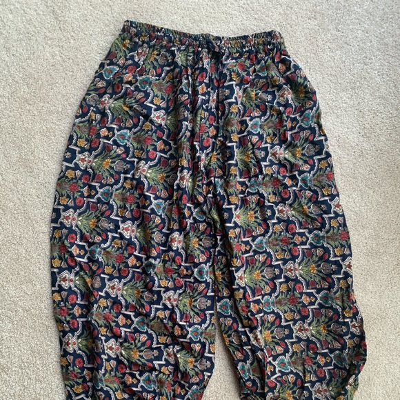 Pants & Jumpsuits | New Bohemian Pants Capri | Poshmark